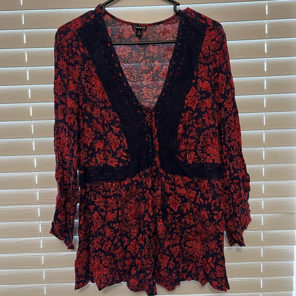 torrid | Tops | Torrid Red And Blue Floral Top | Poshmark
